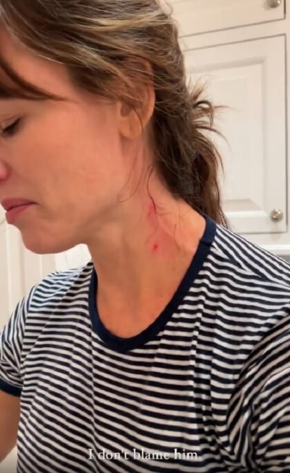 Jennifer Garner Also Struggles Bathing her Cat [Video] - :) Healthy ...